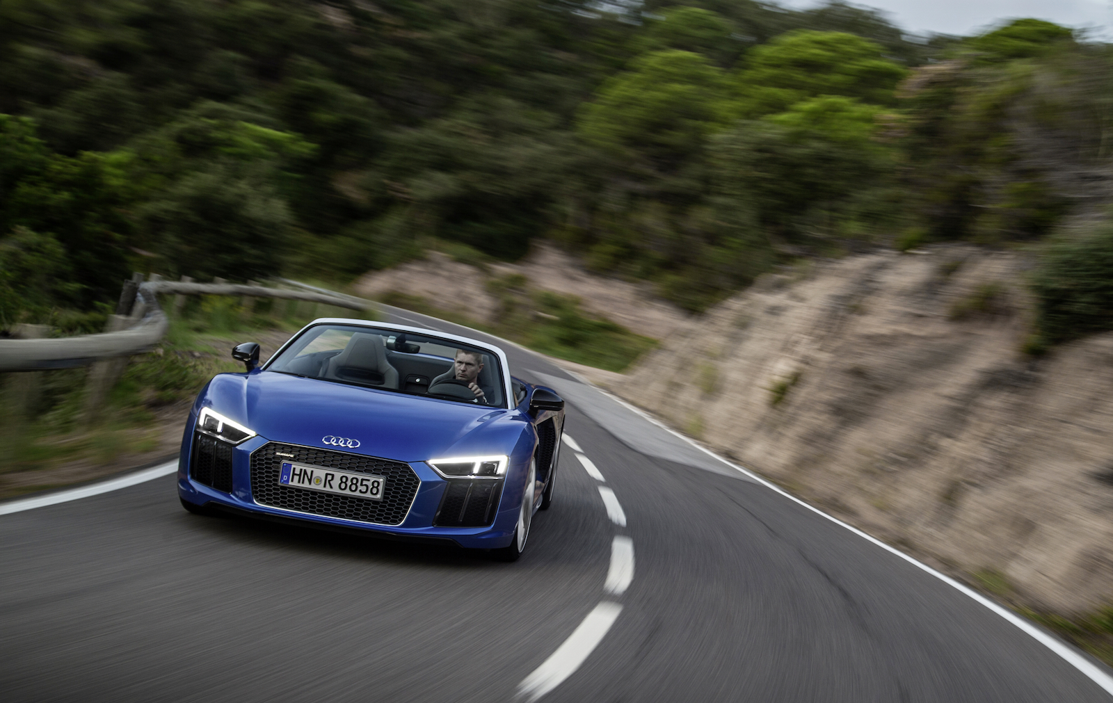 New Audi R8 Spyder Features Multi-Material Frame - Light Metal Age Magazine