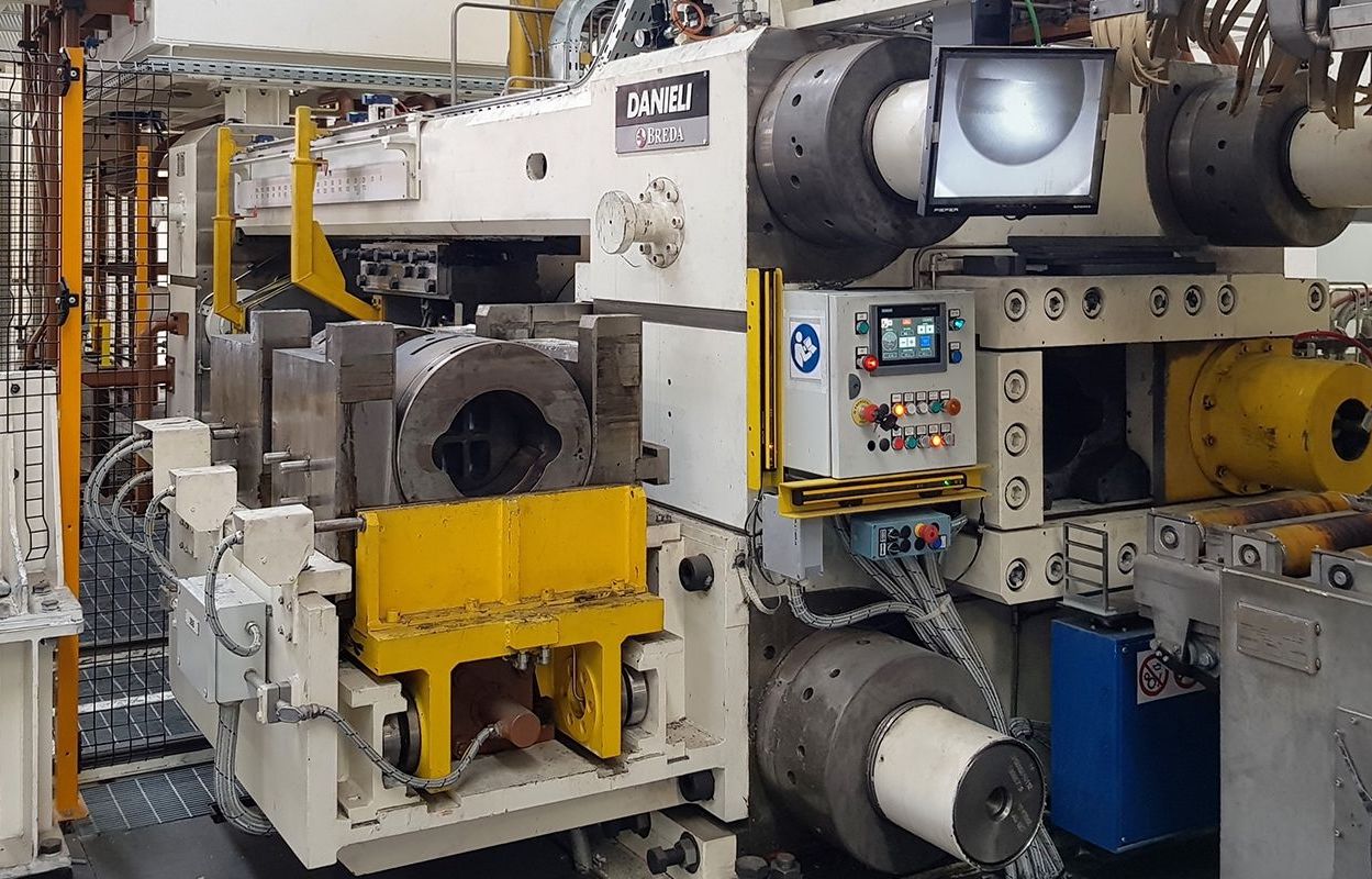 Spectra Orders New 28-MN Aluminum Extrusion Press - Light Metal Age ...