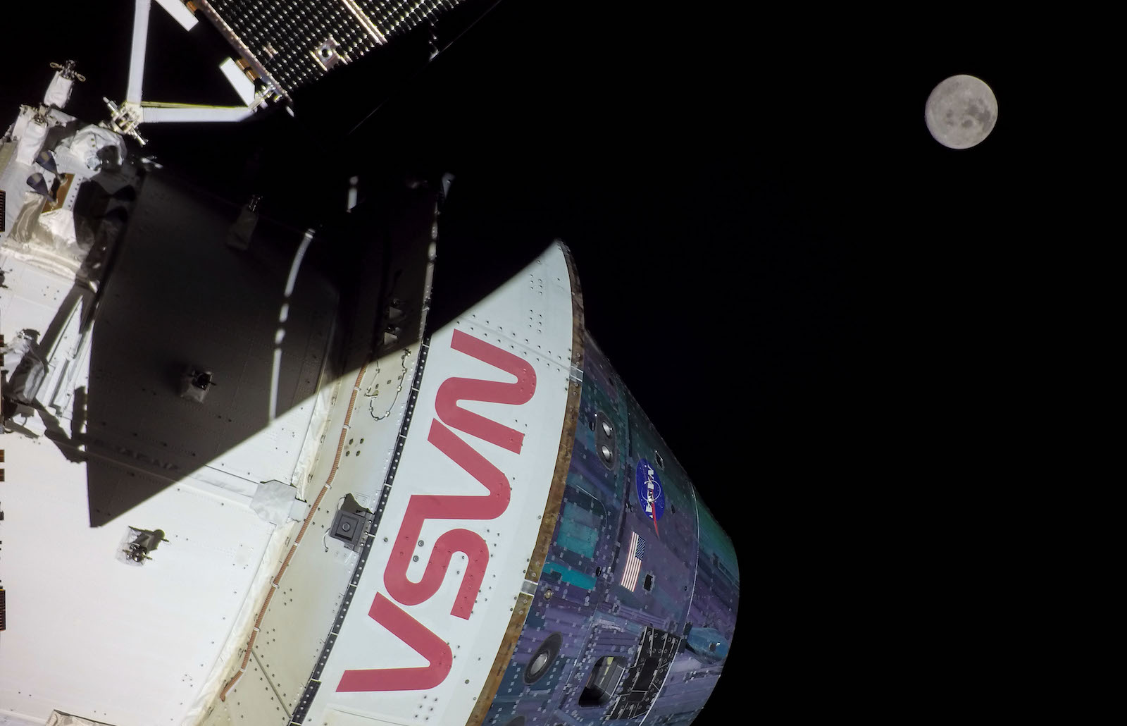 Aluminum Reaches for the Moon - Light Metal Age Magazine